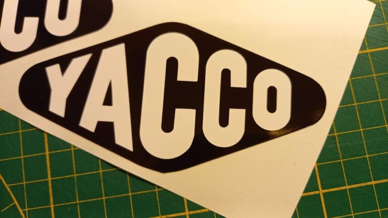Sticker Yacco logo ancien - Rétro Passion Story